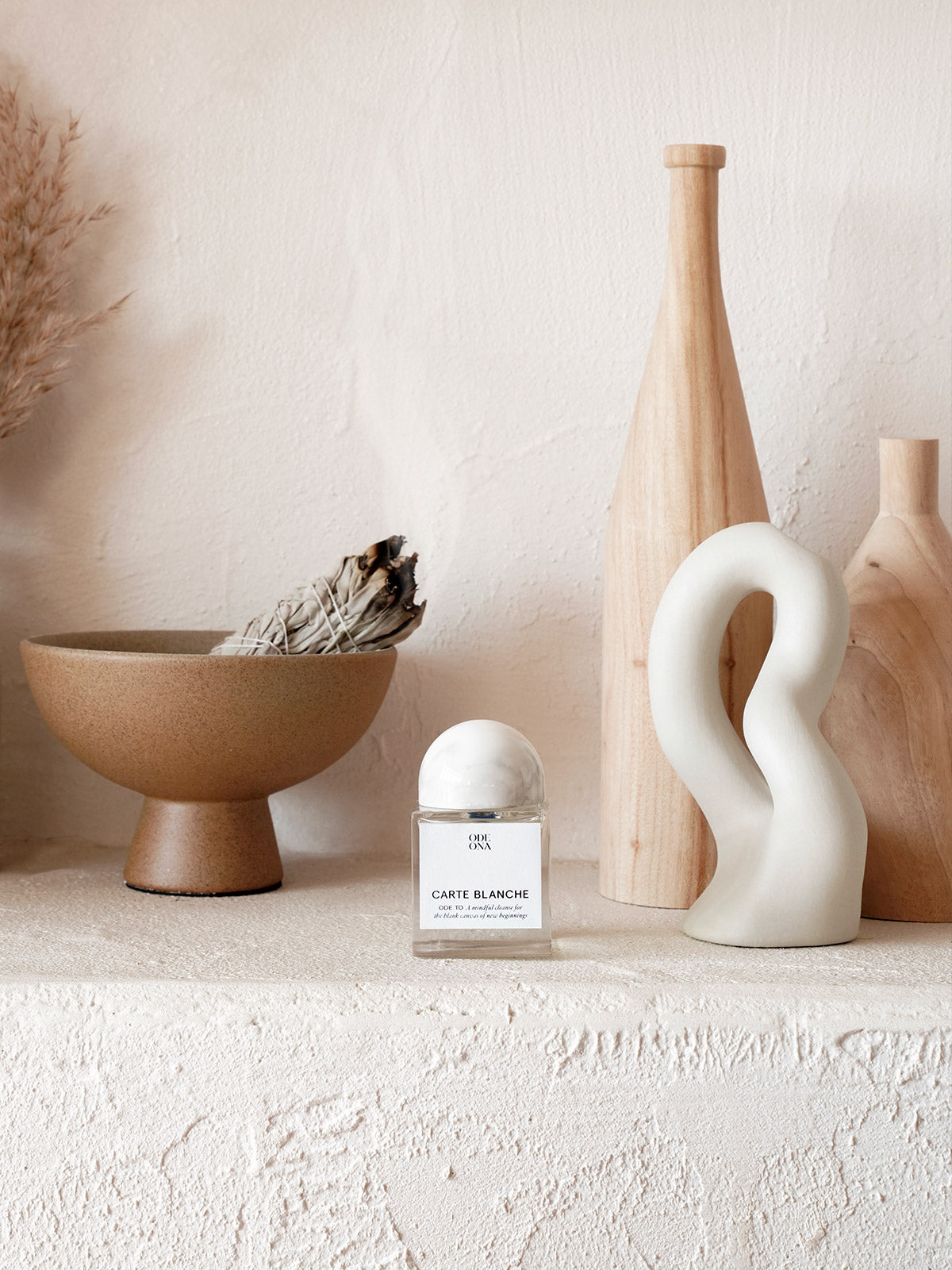 CARTE BLANCHE – ODE ONA